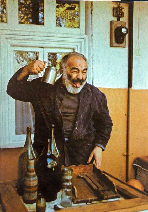 textos en red - shangrila-blog: "LEYENDA DE PARADJANOV": NUEVA REIMPRESIÓN