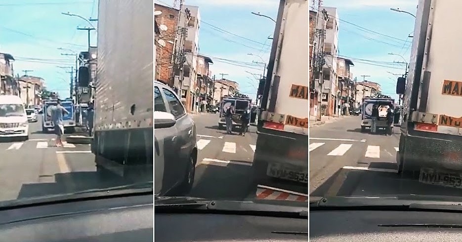 Fundo de rabecão abre e corpo cai no meio da rua em Salvador; veja ...