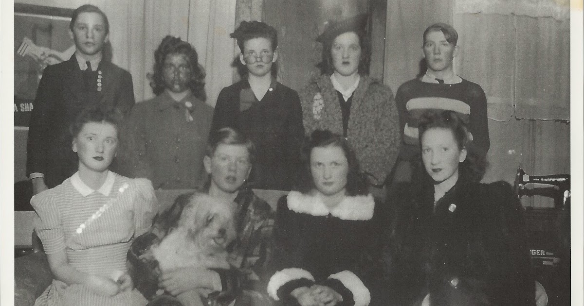 Pieces of Wild Rose, WI Area Genealogy and My Own: WR Class party in 1944