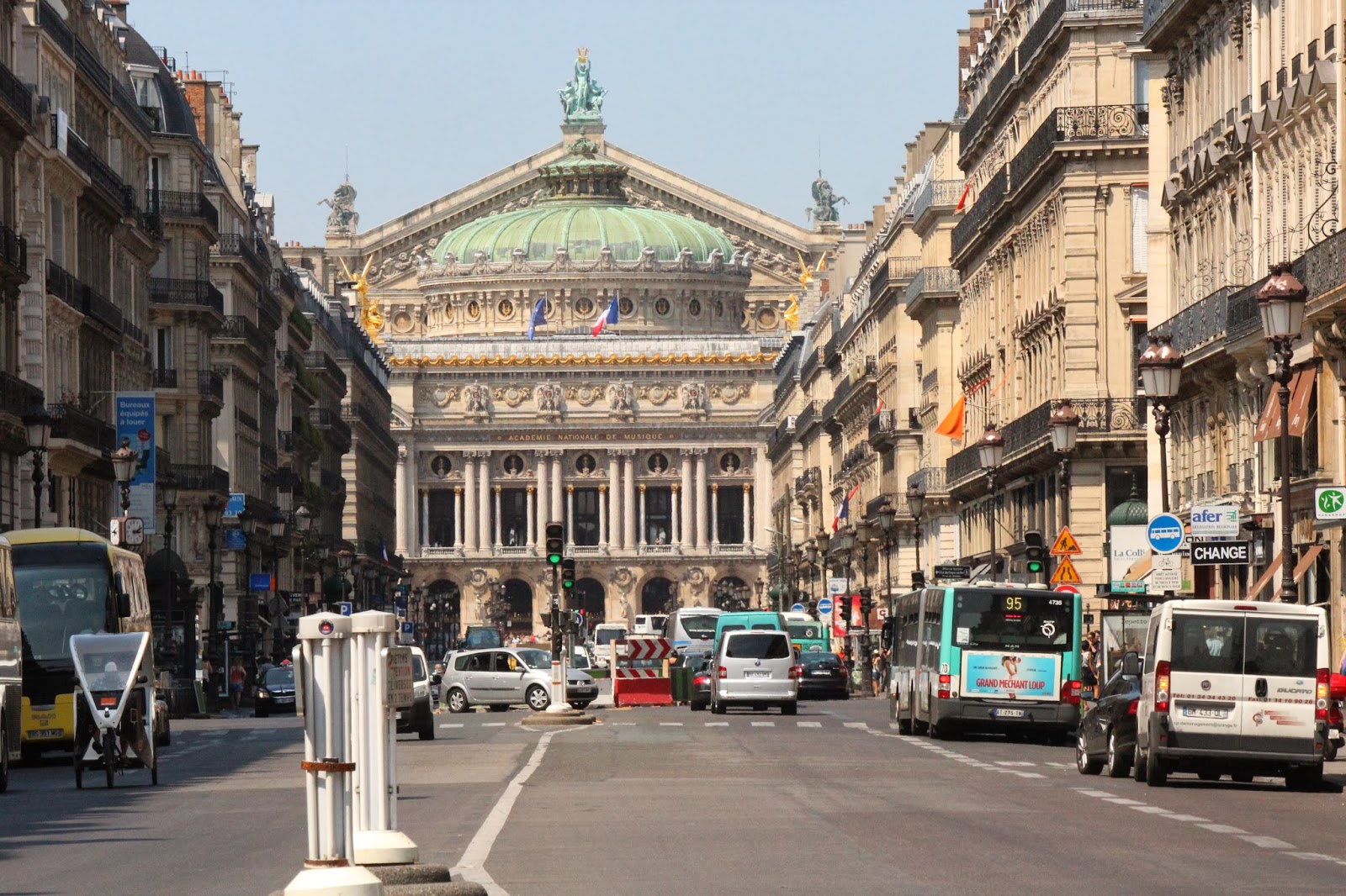 Historia y Genealogía: La Bolsa de París