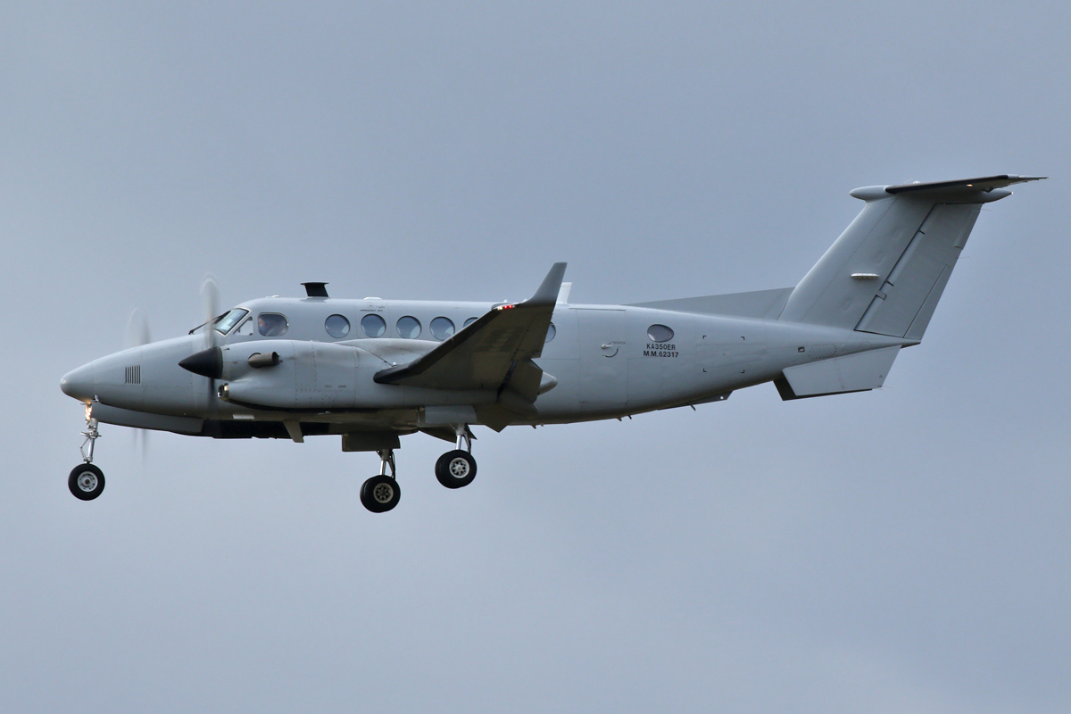 Eastwings: Beech KA-350ER King Air * Italian Air Force * MM62317