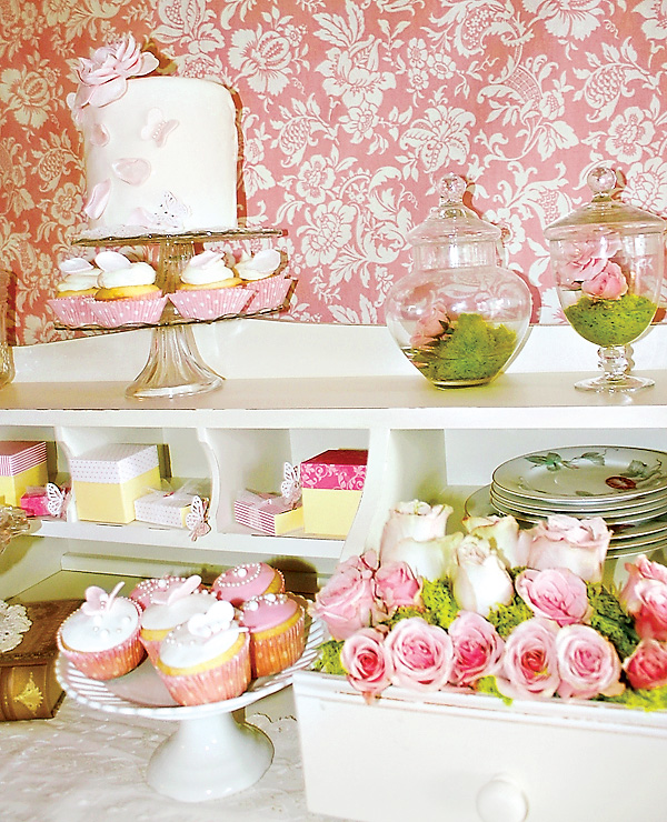 10 Ways To Host A Party Without Breaking The Bank Organizing Made