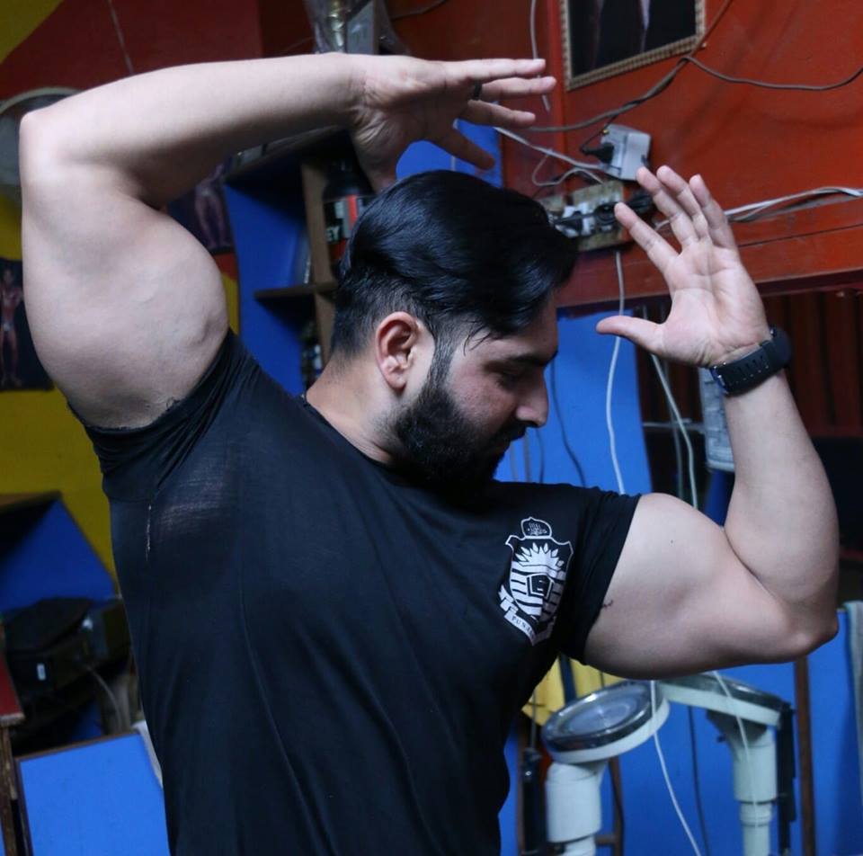 world bodybuilders pictures: lahori jutt soorma bodybuilder abid ali