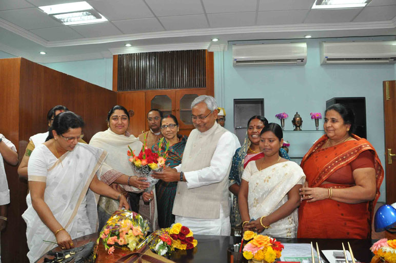 View Patna: Happy birthday Bihar CM Nitish Kumar