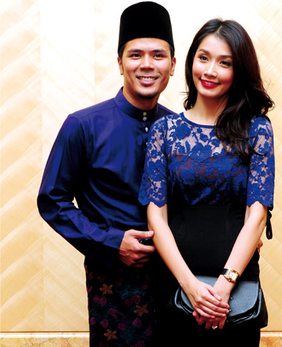 19 Model Terbaru Gambar Baju Umroh Artis