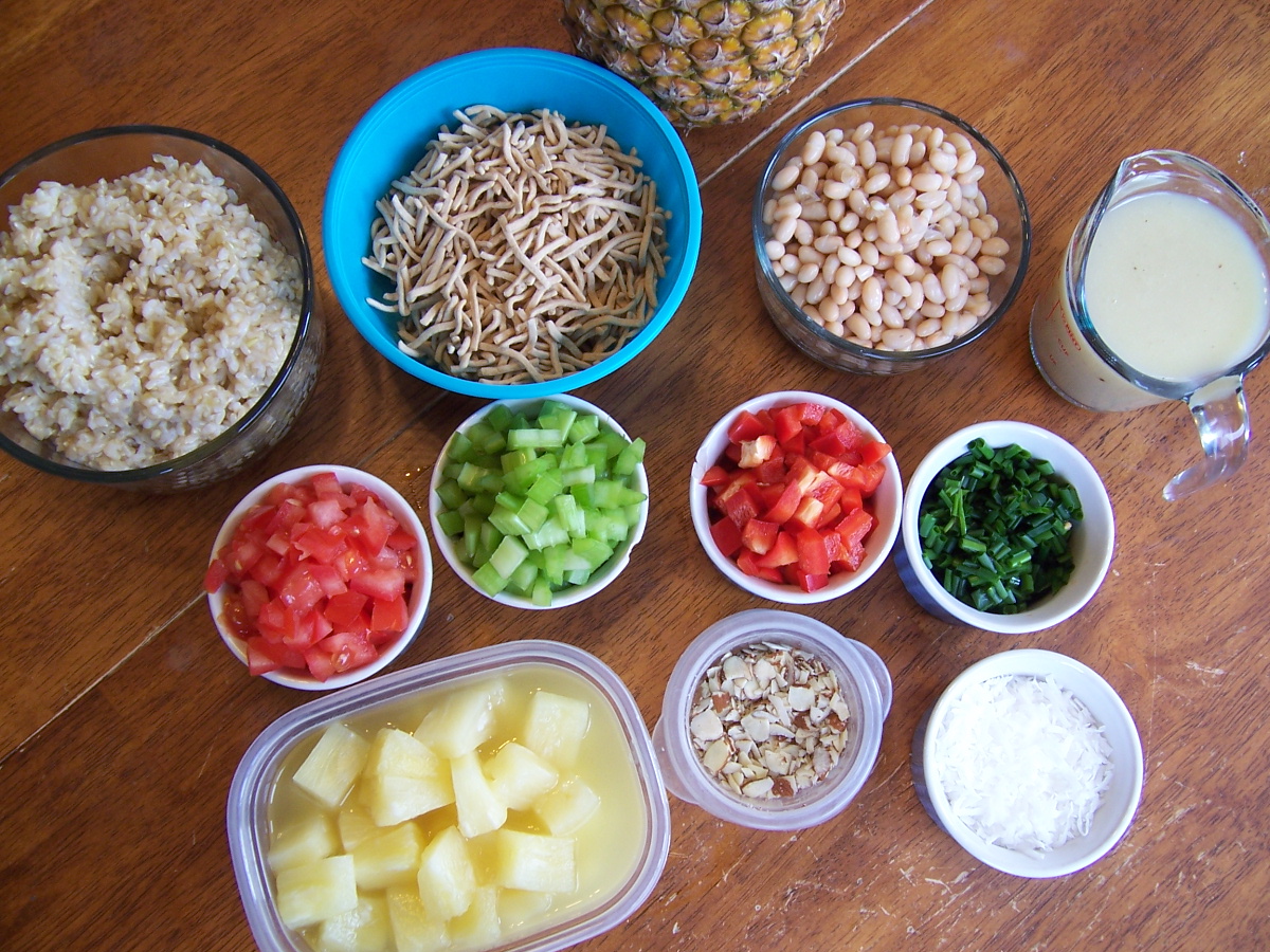 Happy Veggie Geek: Hawaiian Haystacks