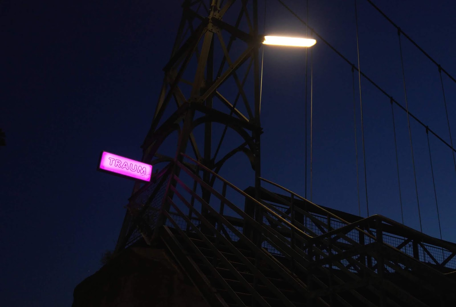 HELMUT HENNIG I KUNSTSTATIONEN