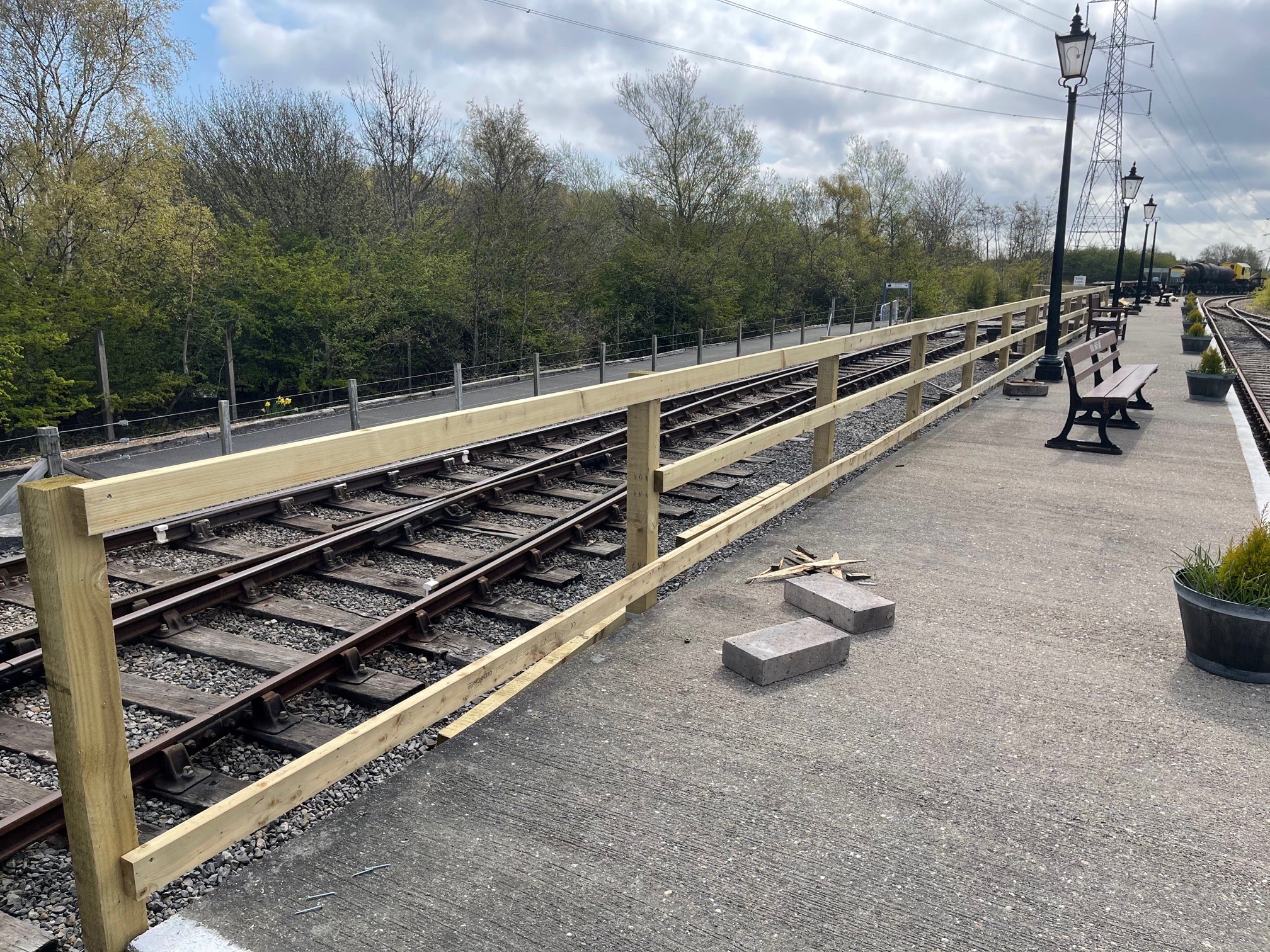 North Tyneside Steam Railway: New platform fencing