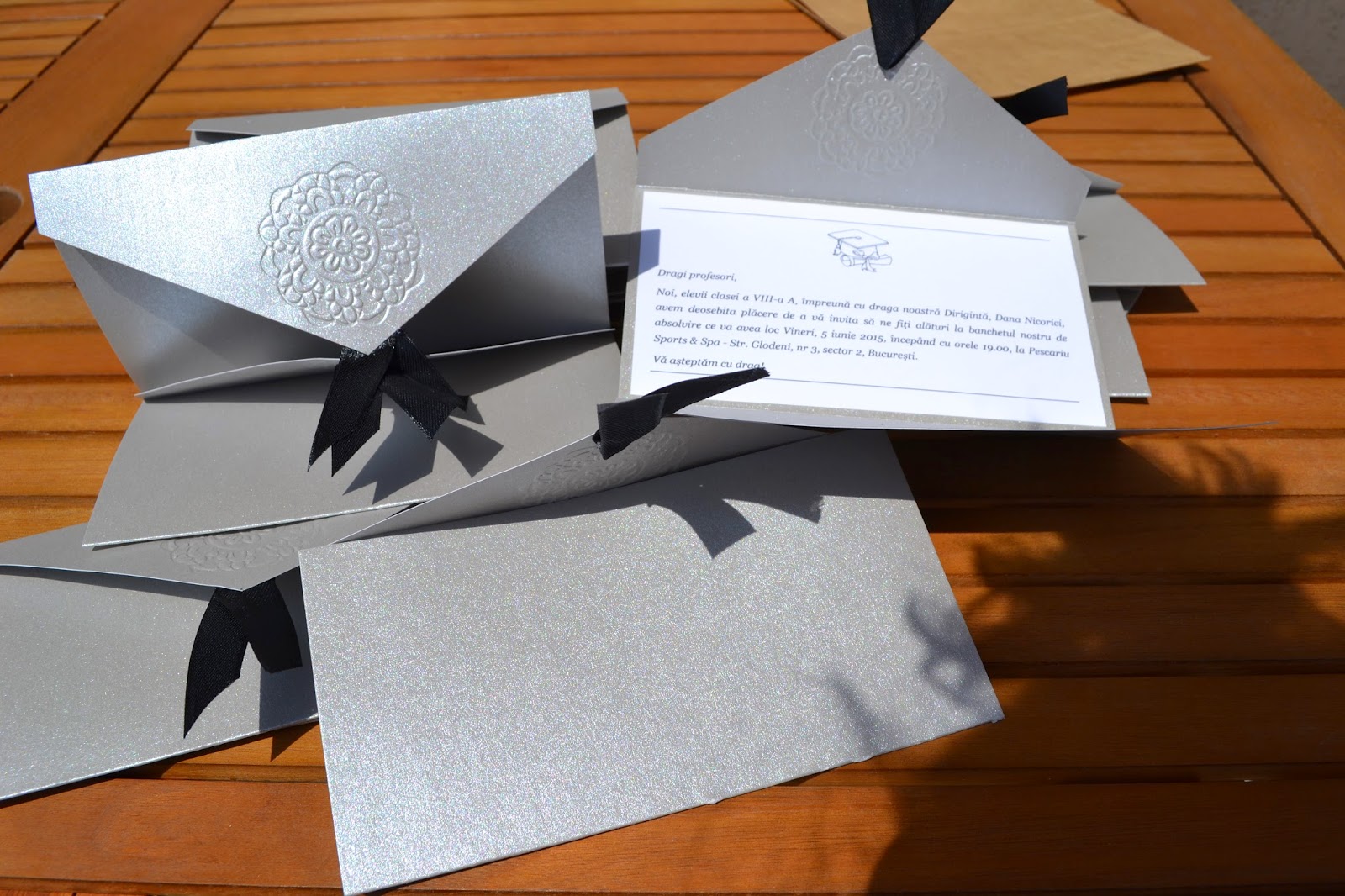 Chic Moments Decor : Invitatie banchet absolvire