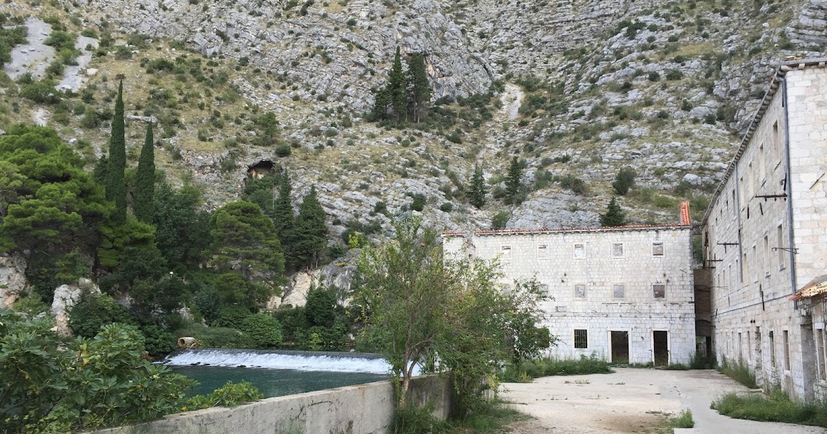 Herr Knuddel + HighFlights On Tour: Ombla Spring