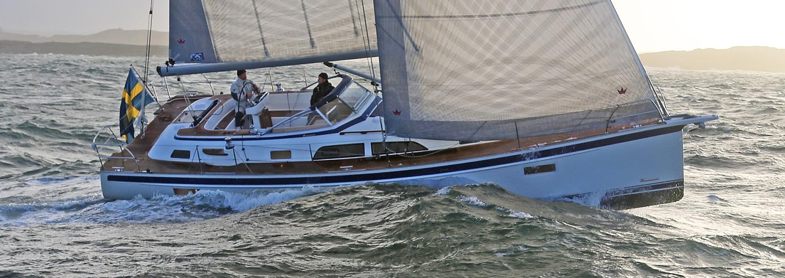 Interesting Sailboats: NEW HALLBERG RASSY 40C VERSUS HR 412