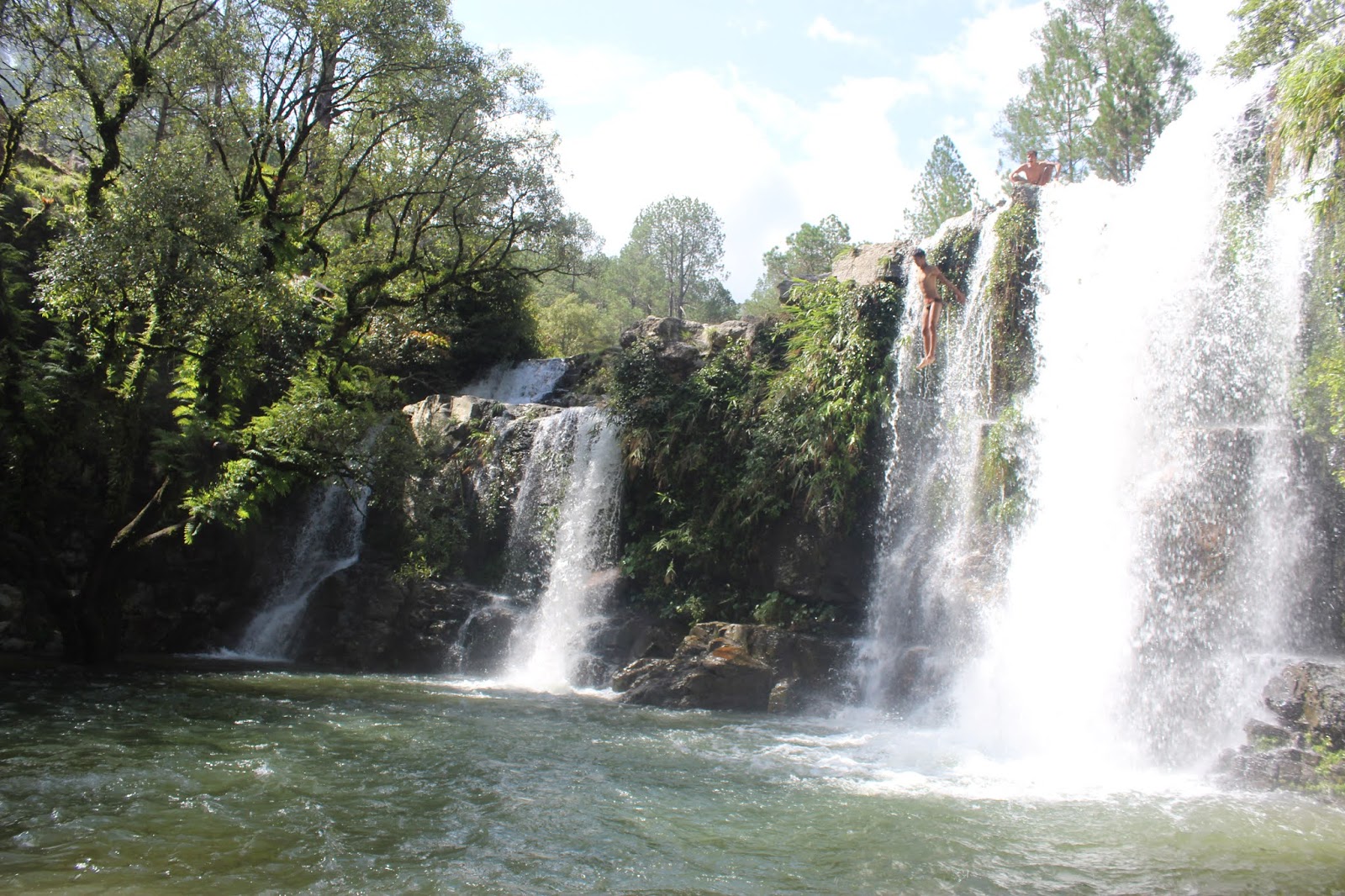 Tunkhola Waterfall-Thal Pithoragarh