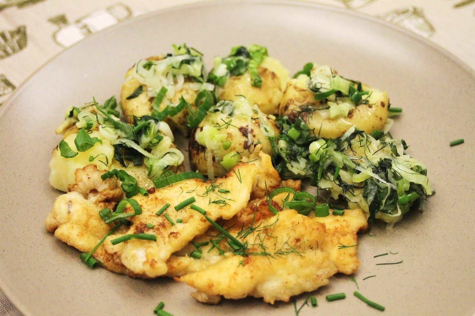 epätrendikäs ruokablogi: Paistettua punakampelaa ja litistettyä uutta ...