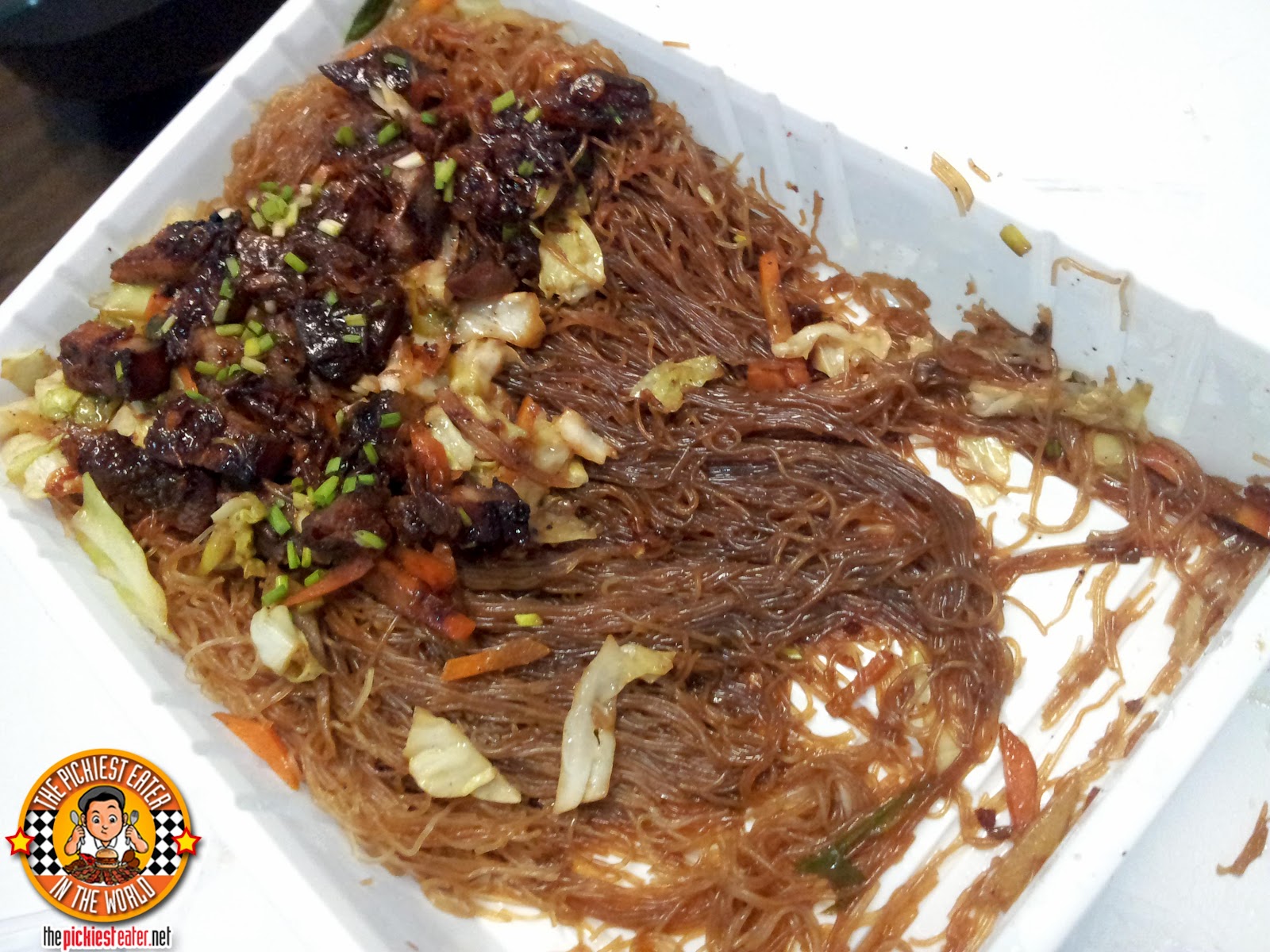 THE PICKIEST EATER IN THE WORLD: I'VE LANDED ON PANCIT PLANET!
