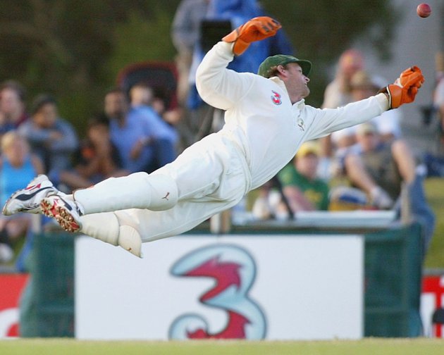 Cricket: BEST CATCHES