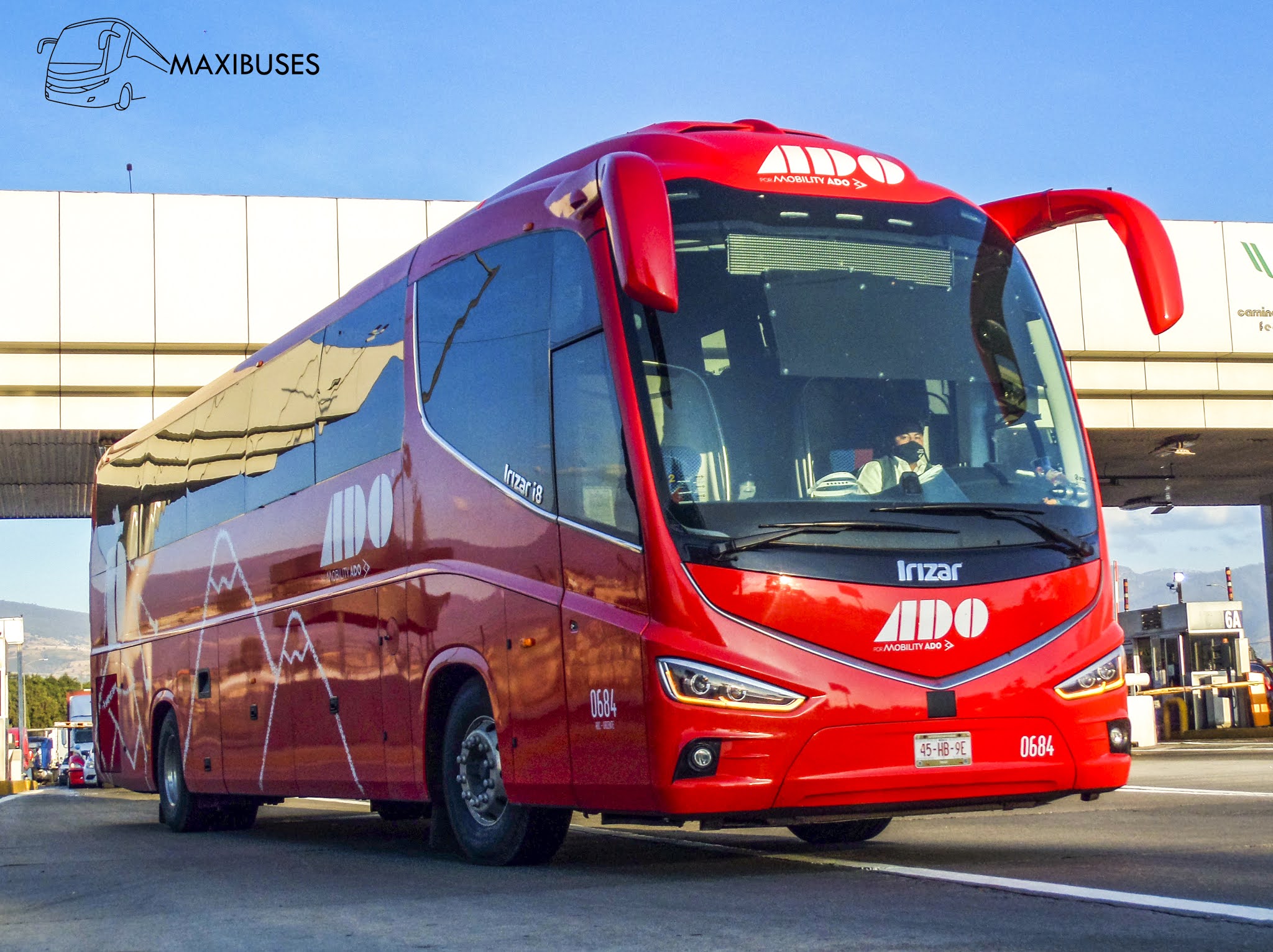 MAXIBUSES: AUTOBUSES DE ORIENTE (ADO)