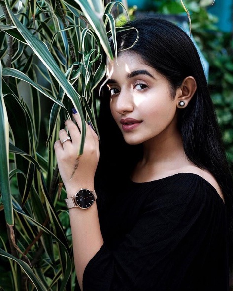 Aanchal Shah Tik Tok, Aanchal Shah age, height, boyfriend, wiki ...
