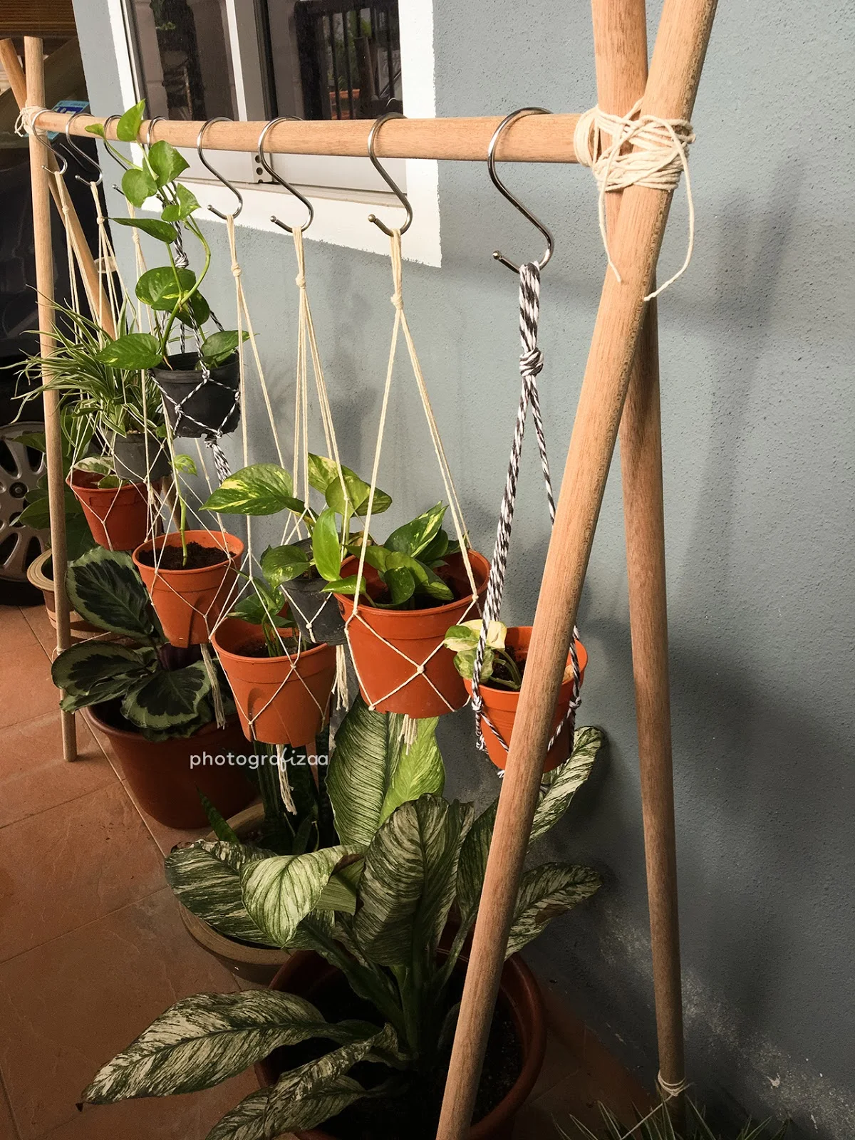 DIY Tempat Gantung Pasu Bunga | Blog Sihatimerahjambu