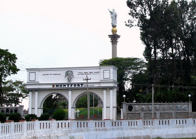 Tamilnadu Tourism: Monfort School, Yercaud