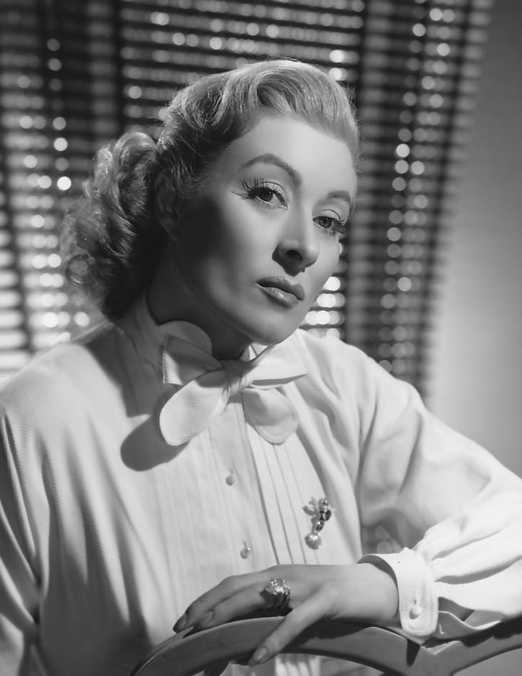 It's The Pictures That Got Small ...: THE TUESDAY GLAMOUR 15!