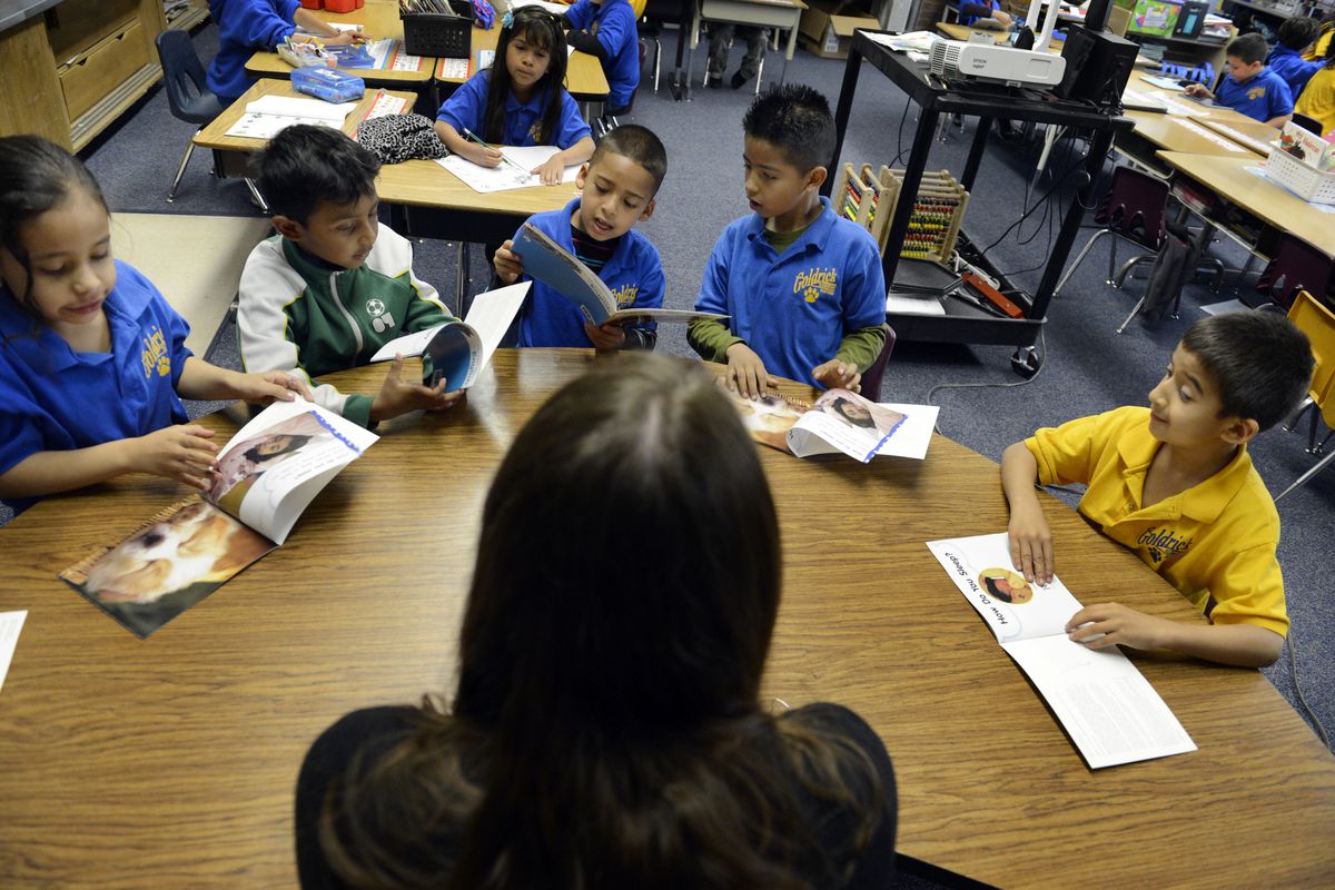 The importance of non-digital media in junior primary education