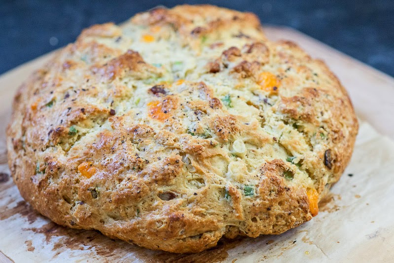 Cheddar Bacon Scallion Bread