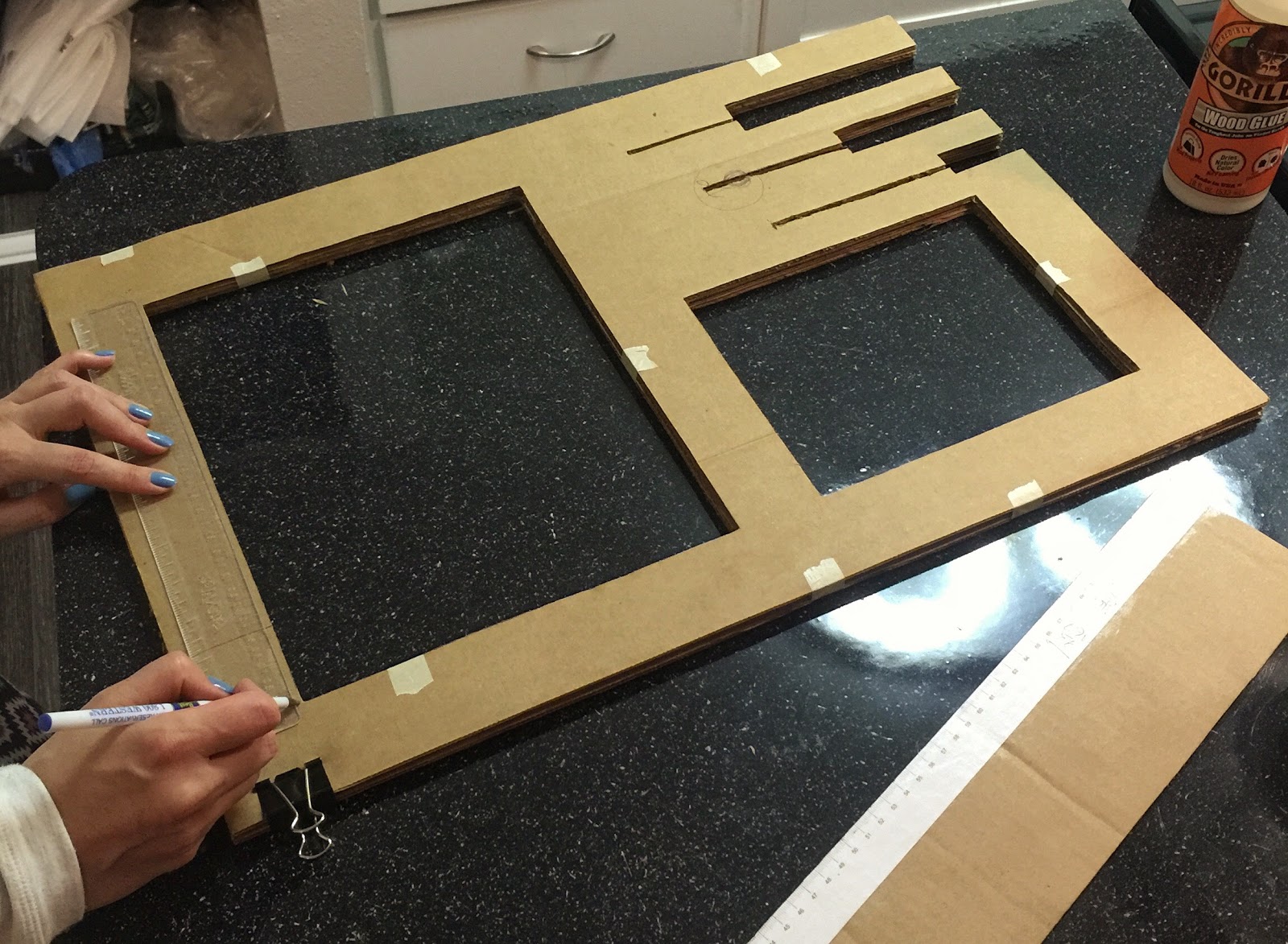 DIY: Cardboard night stand and charging station