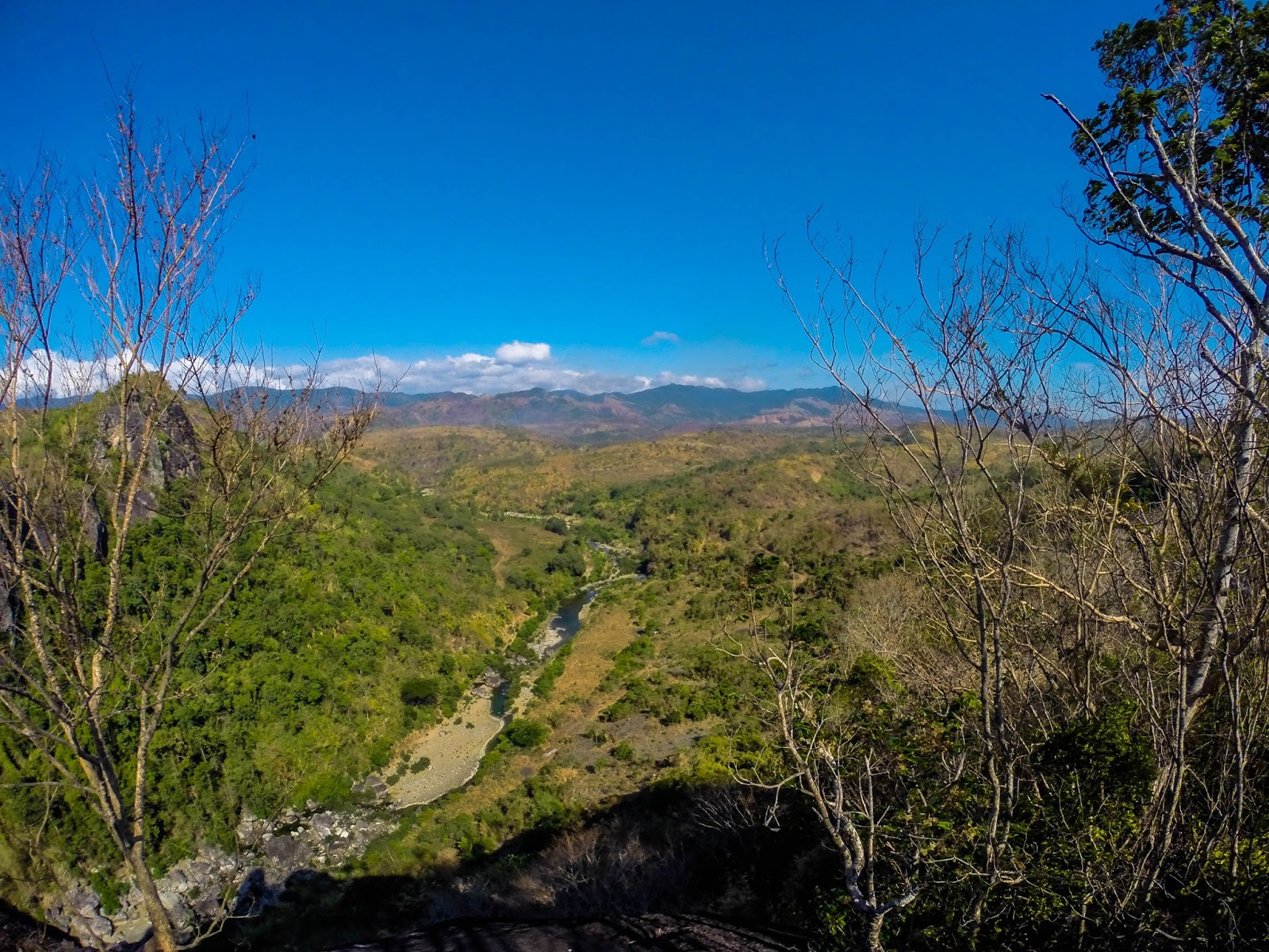 Hiking at Mt. Manalamon & Mt. Gola, San Miguel, Bulacan | Kimberly Samson