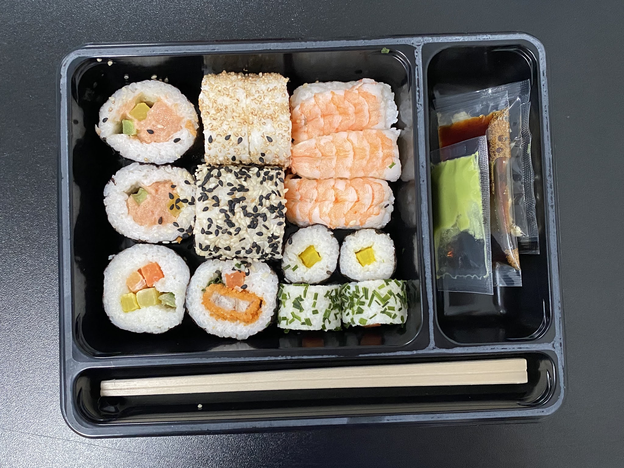 Claudia Morningstar: Sushi 4You- Sushi Toshii