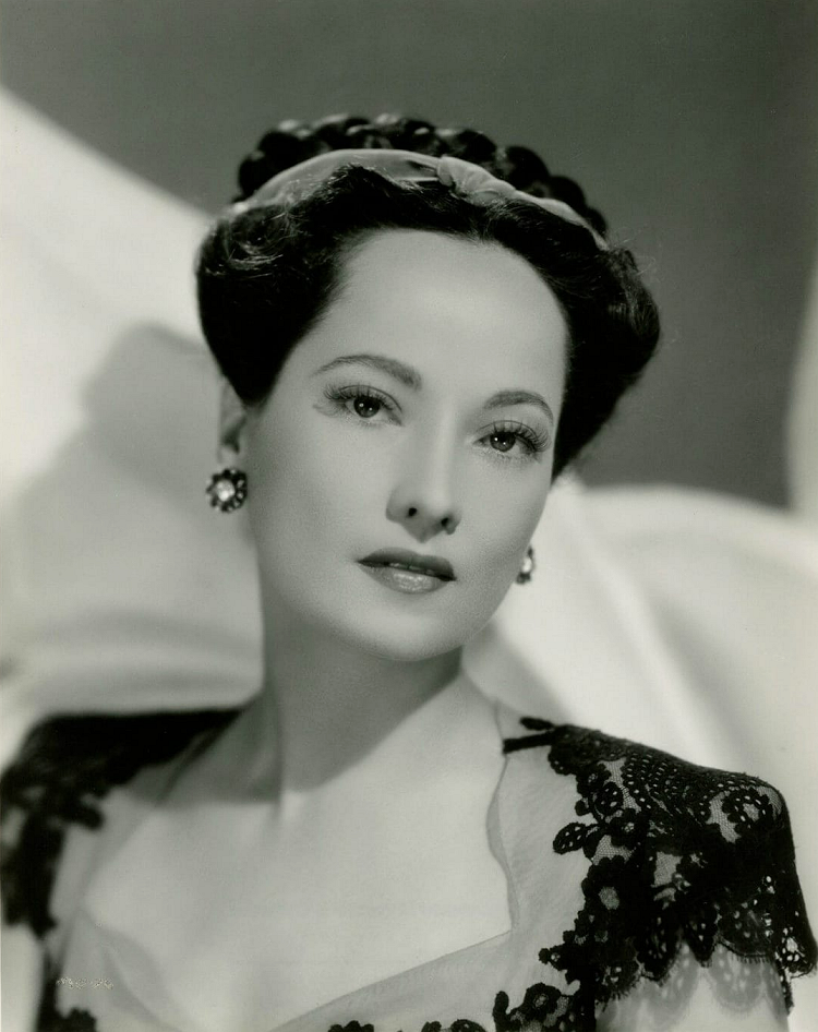 Gods and Foolish Grandeur: A singular and mutable beauty - portrait ...