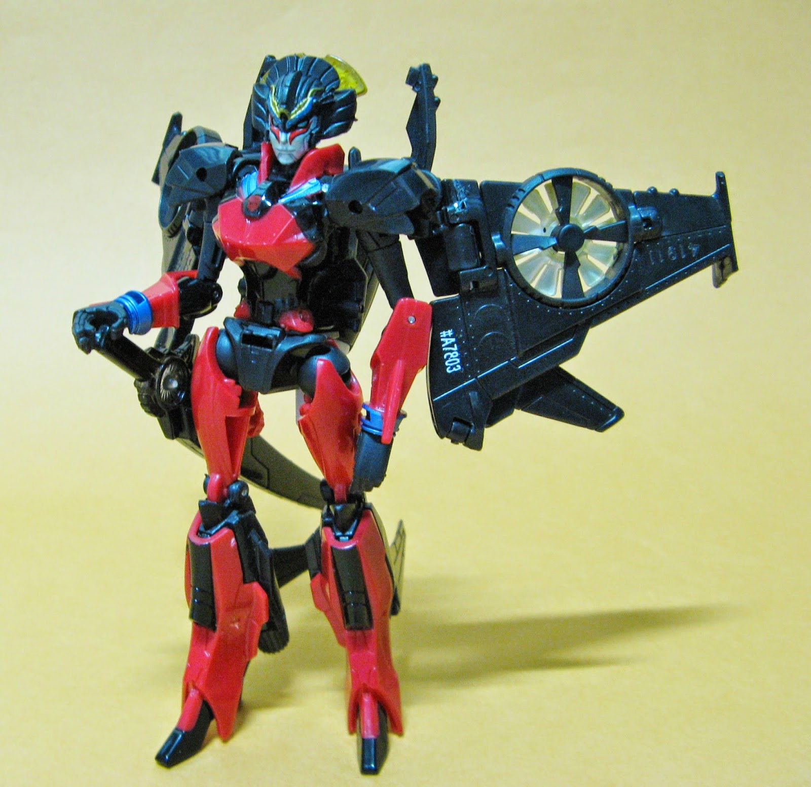 TRANSFORMERS : Generations Deluxe class WINDBLADE(IDW) 變形金剛世代系列 豪華級風之刀