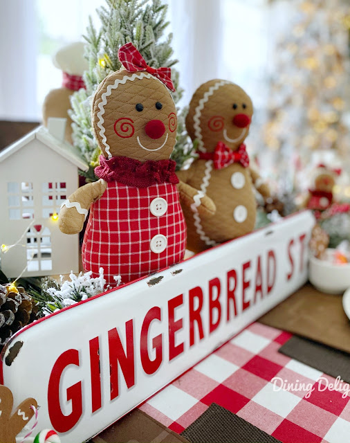 Dining Delight: Gingerbread Themed Christmas Tablescape