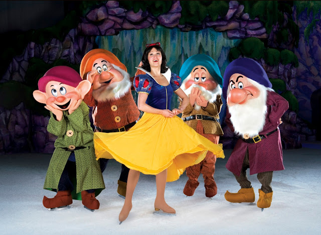 Filmic Light - Snow White Archive: Disney's Snow White on Ice