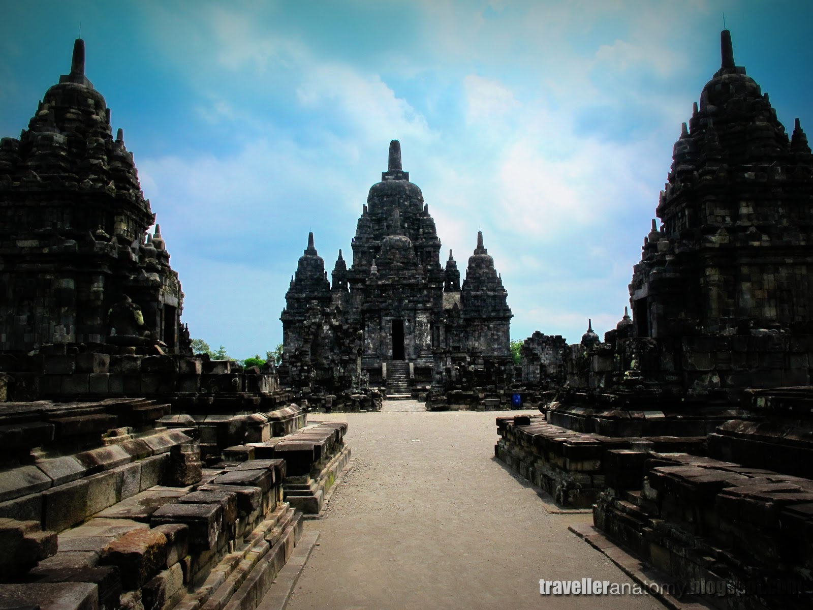 Traveller's Anatomy: Central-East Java: Sewu Temple