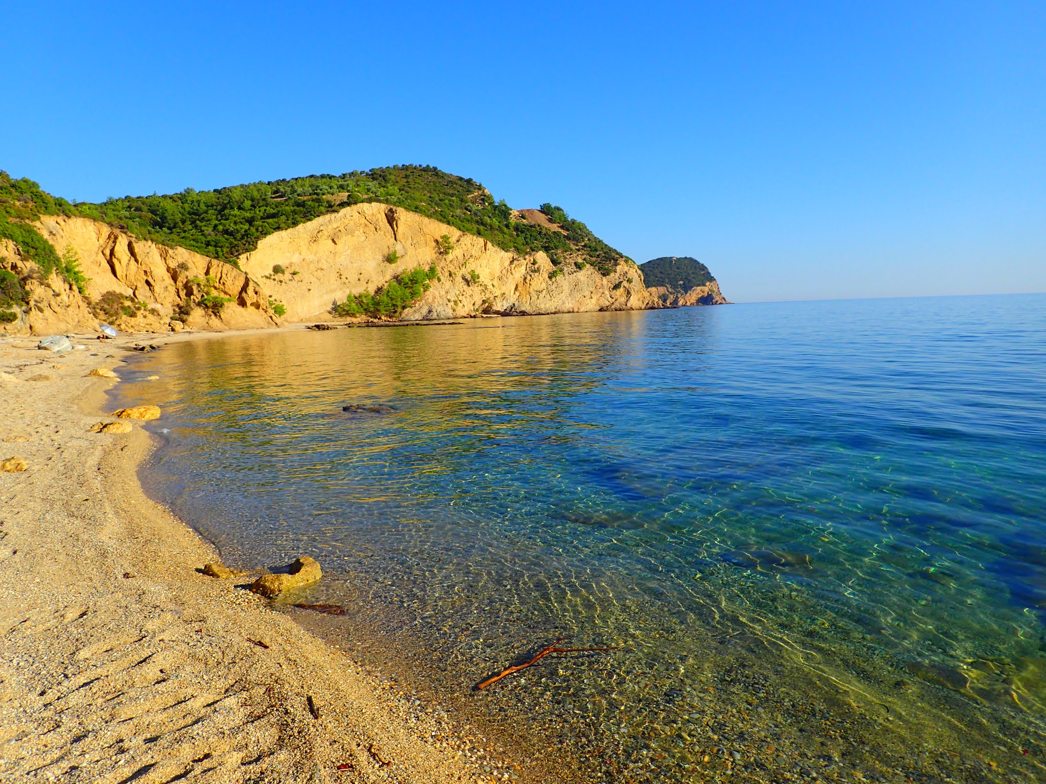 www.epsilonharpas.blogspot.com: Θάσος : Η παραλία Φαρί κοντά στη Σκάλα ...