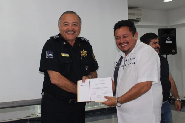 Continúa la profesionalización de la Policía Municipal de Mérida
