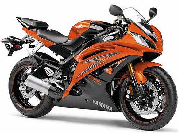 Yamaha apresenta o novo lançamento da versão da mini esportiva R15 ...