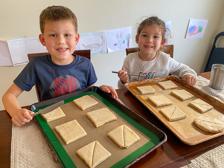 Tales of the Flowers: National Tolkien Reading Day - Homemade Lembas ...