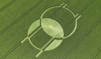 LES SECRETS DE PANDORA: AGROGLYPHES aussi connus comme CROP CIRCLES