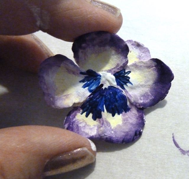 Make it easy crafts: How to easily make a beautiful pansy hairpin