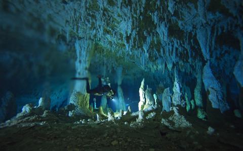 Cultura general en 10 minutos diarios: Great Blue Hole: el misterioso ...
