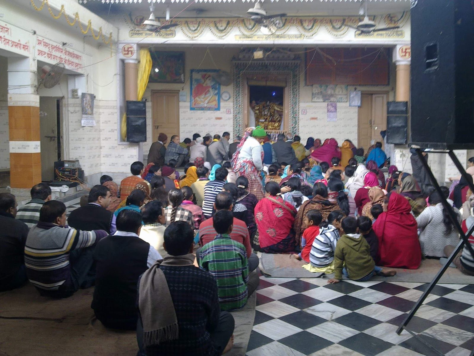 Shri radha navrangi lal mandir devvrand