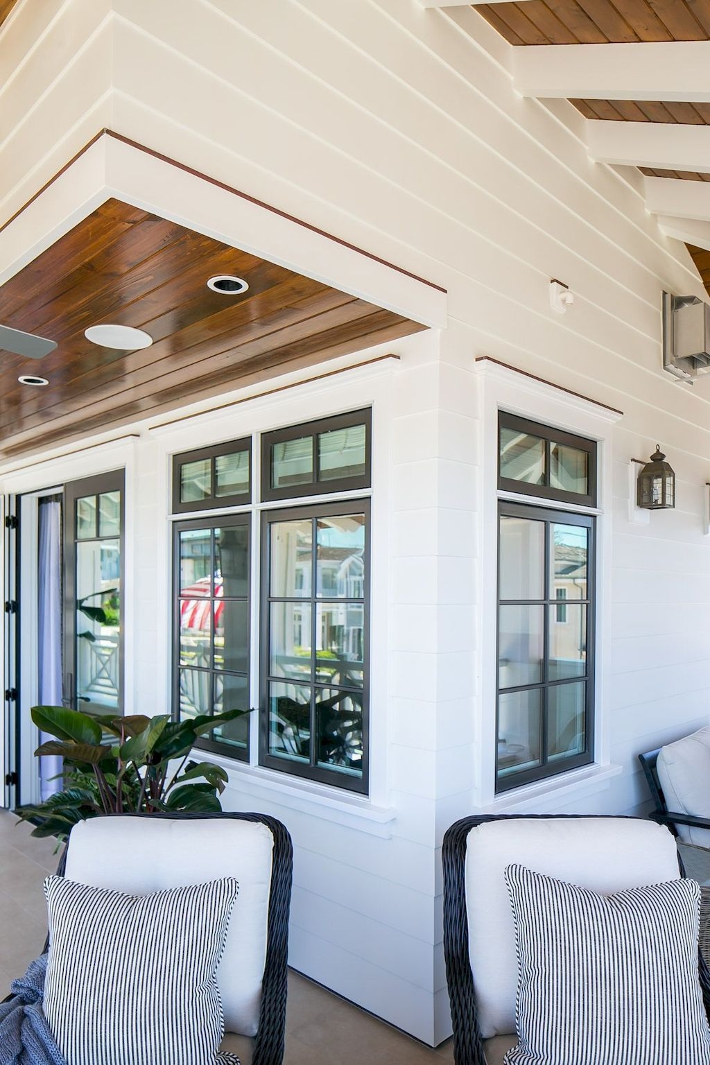 85+ Amazing Window Exterior Design Ideas For Your Home | ARA HOME