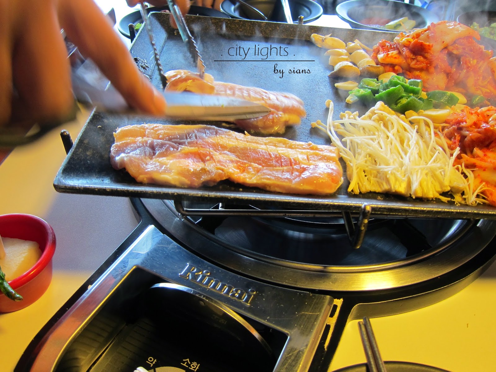 palsaik korean bbq at solaris mon't kiara | city lights