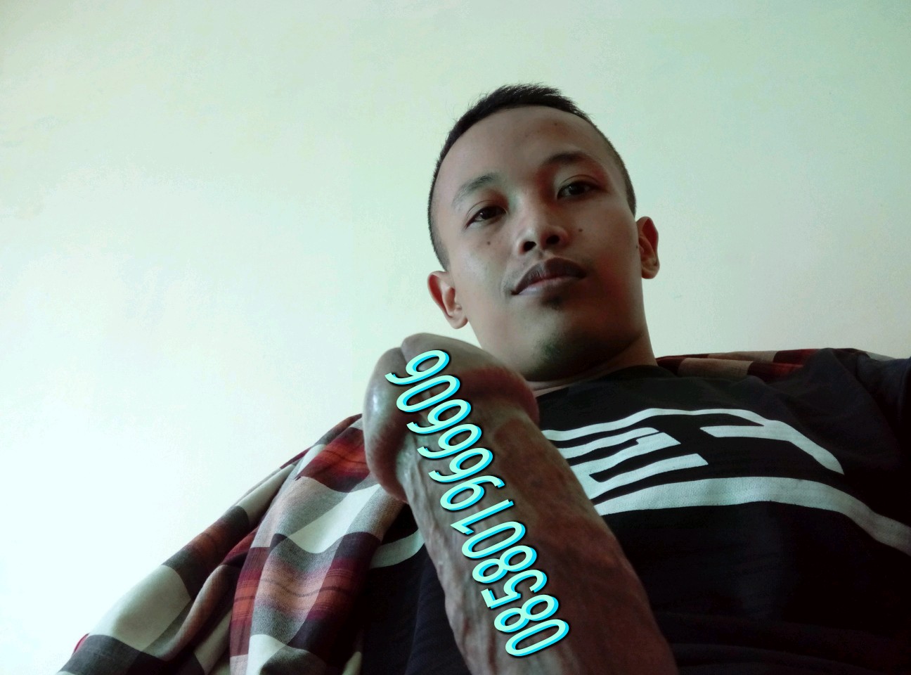 PIJAT GAY BEKASI CIKARANG JAKARTA WA 085801966606 KONTOL JUMBO