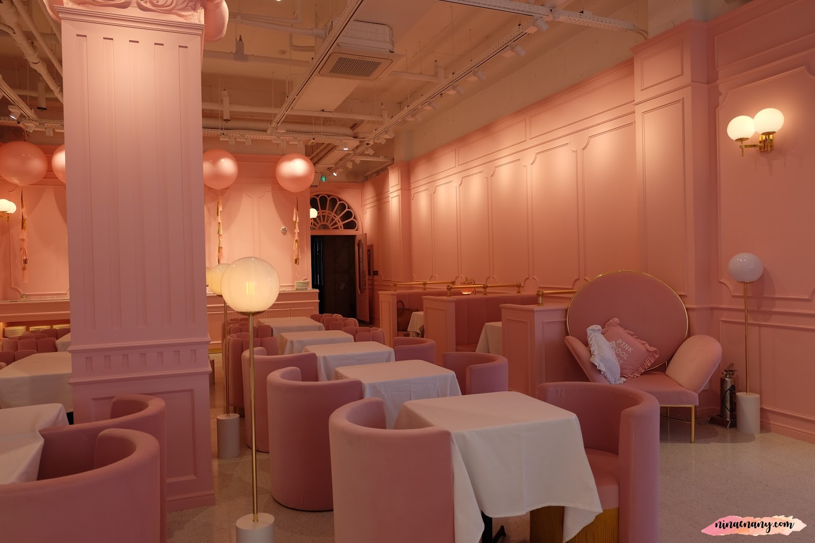 [Travel] #CaféSeries 11 – Stylenanda Pink Pool Café Flagship Store in ...