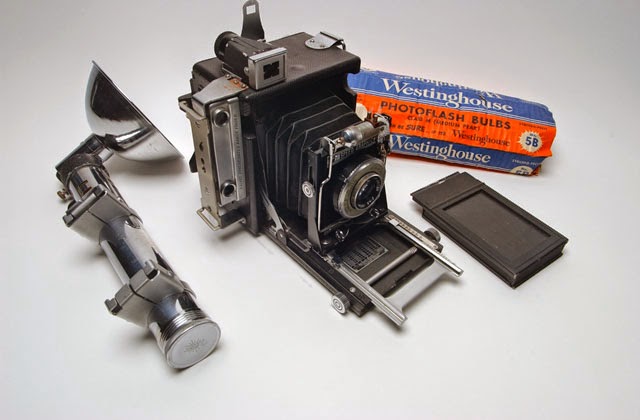 Beau Photo Supplies - Blogs: Graflex Speed Graphic 2x3 Camera and Flash