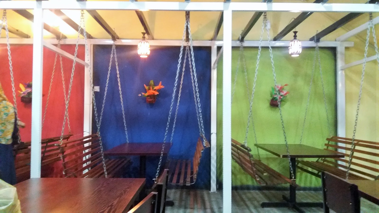 Shell Out di D Sepit Biru Sri Iskandar