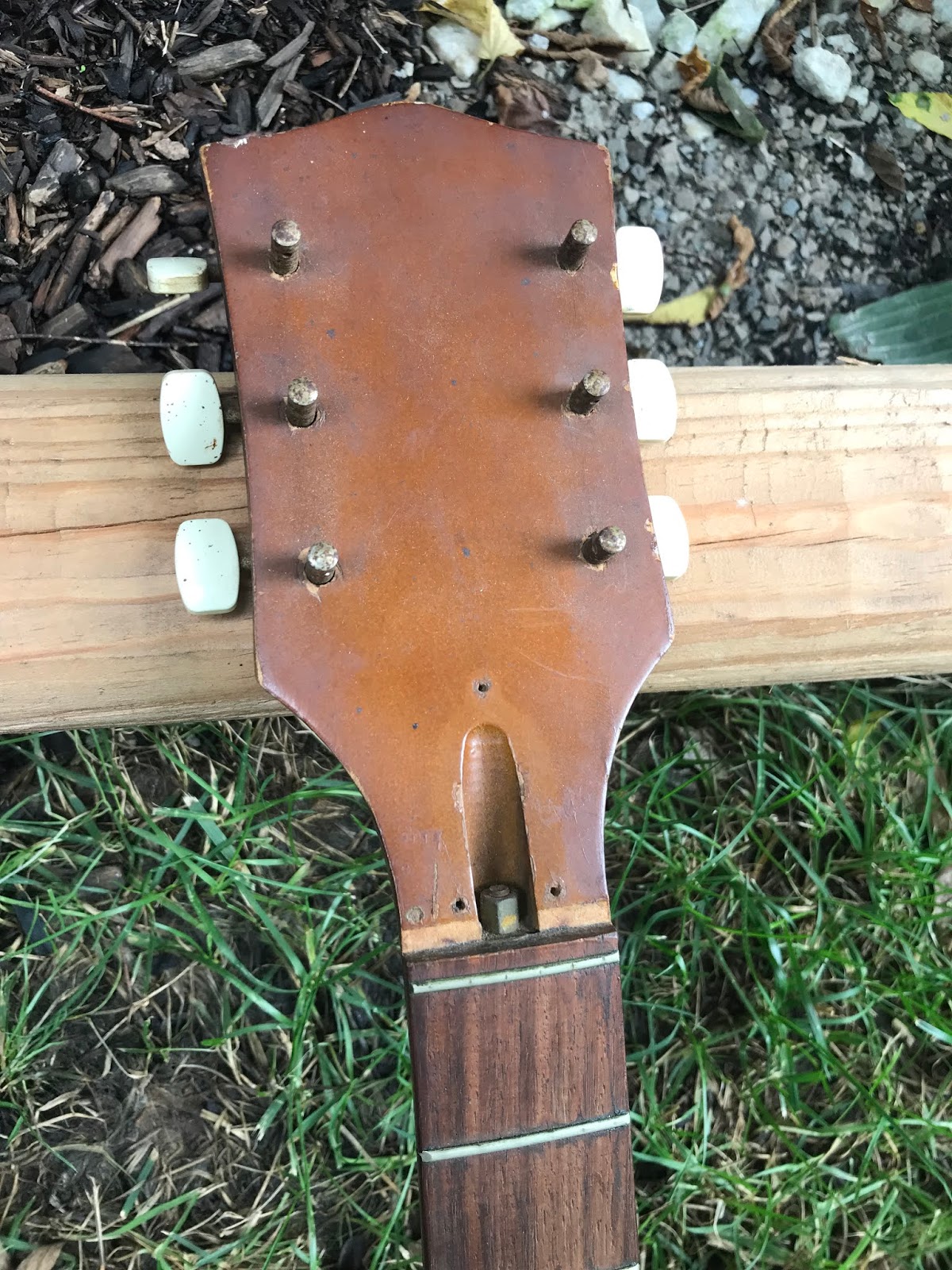 Identifying and Dating Kay Guitars - S. Nathaniel Adams