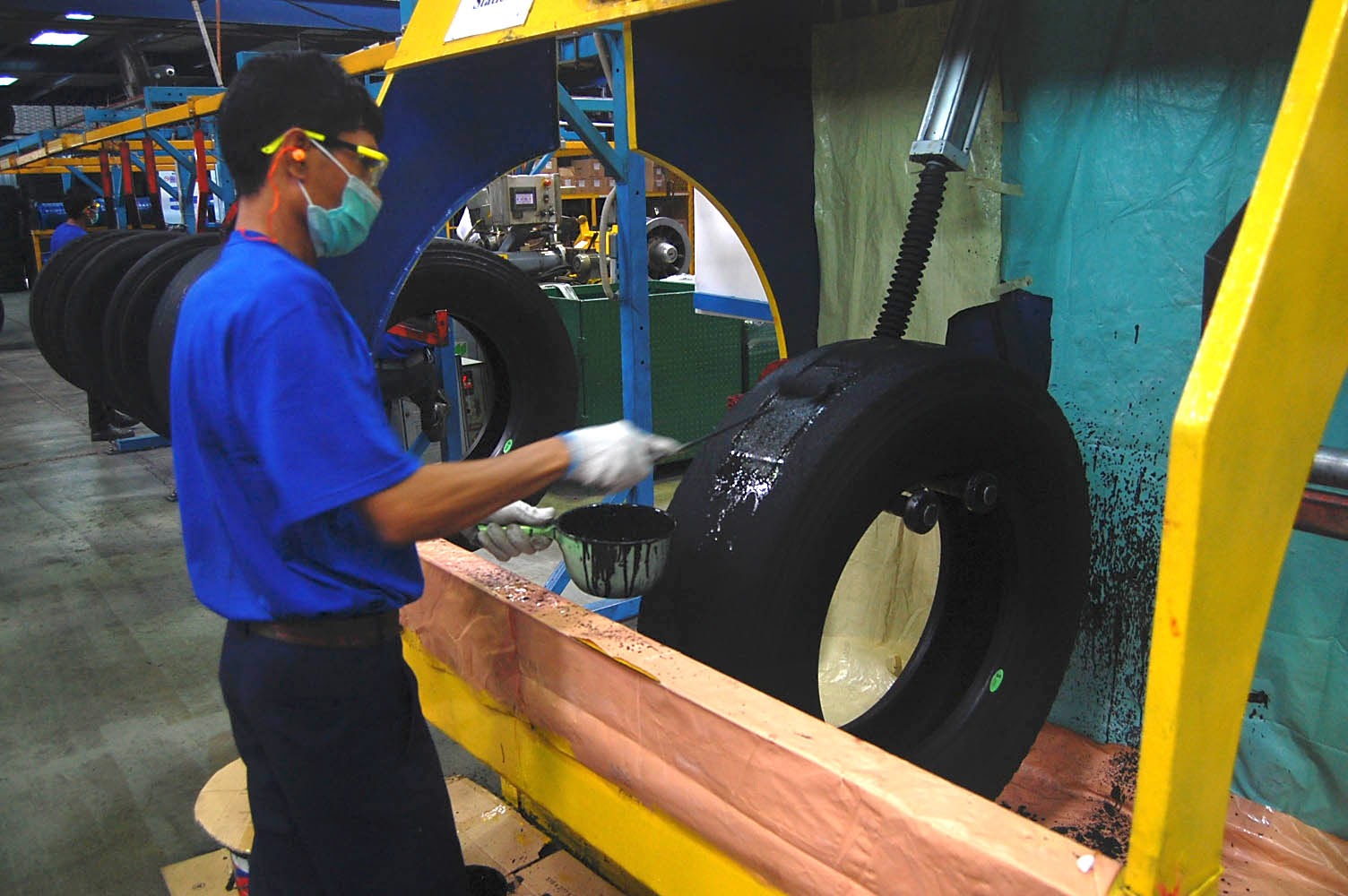 DIVISI LEM BAN VULKANISIR ( Cementing ) ~ Dangstars™